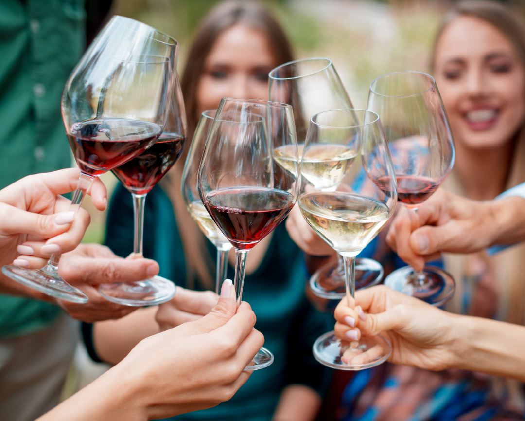 Pourquoi trinquer ? Pourquoi dit-on tchin-tchin